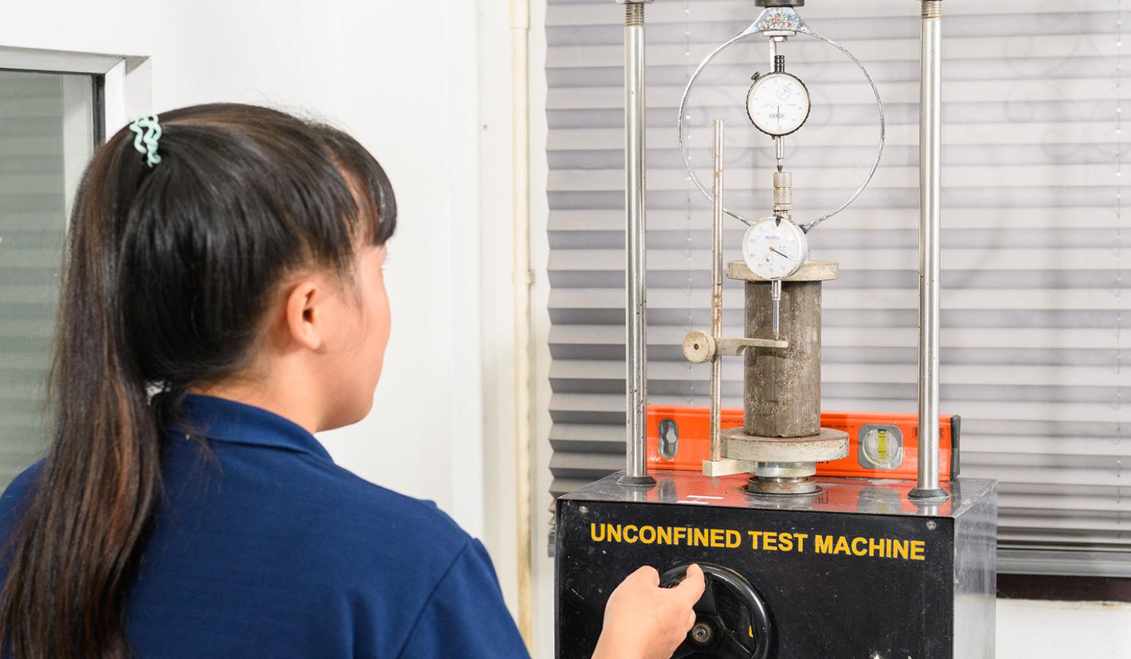 Unconfined Compression Test | JLP
